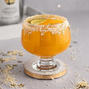 50 Best Tropical Island Cocktail Drinks with Rum - olivetavern.com