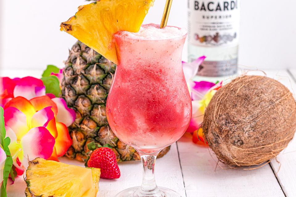 50 Best Tropical Island Cocktail Drinks with Rum - olivetavern.com